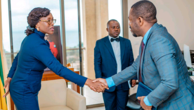 Gabon : le directeur général adjoint de Diesel-Gabon présente ses ...